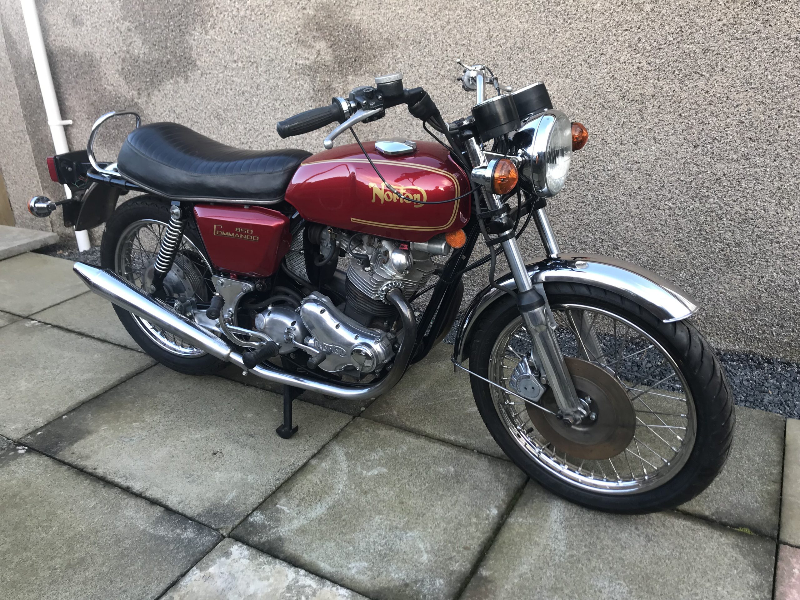 Norton 850 Commando Roadster – Sold – Hugh Adams Motorcycles